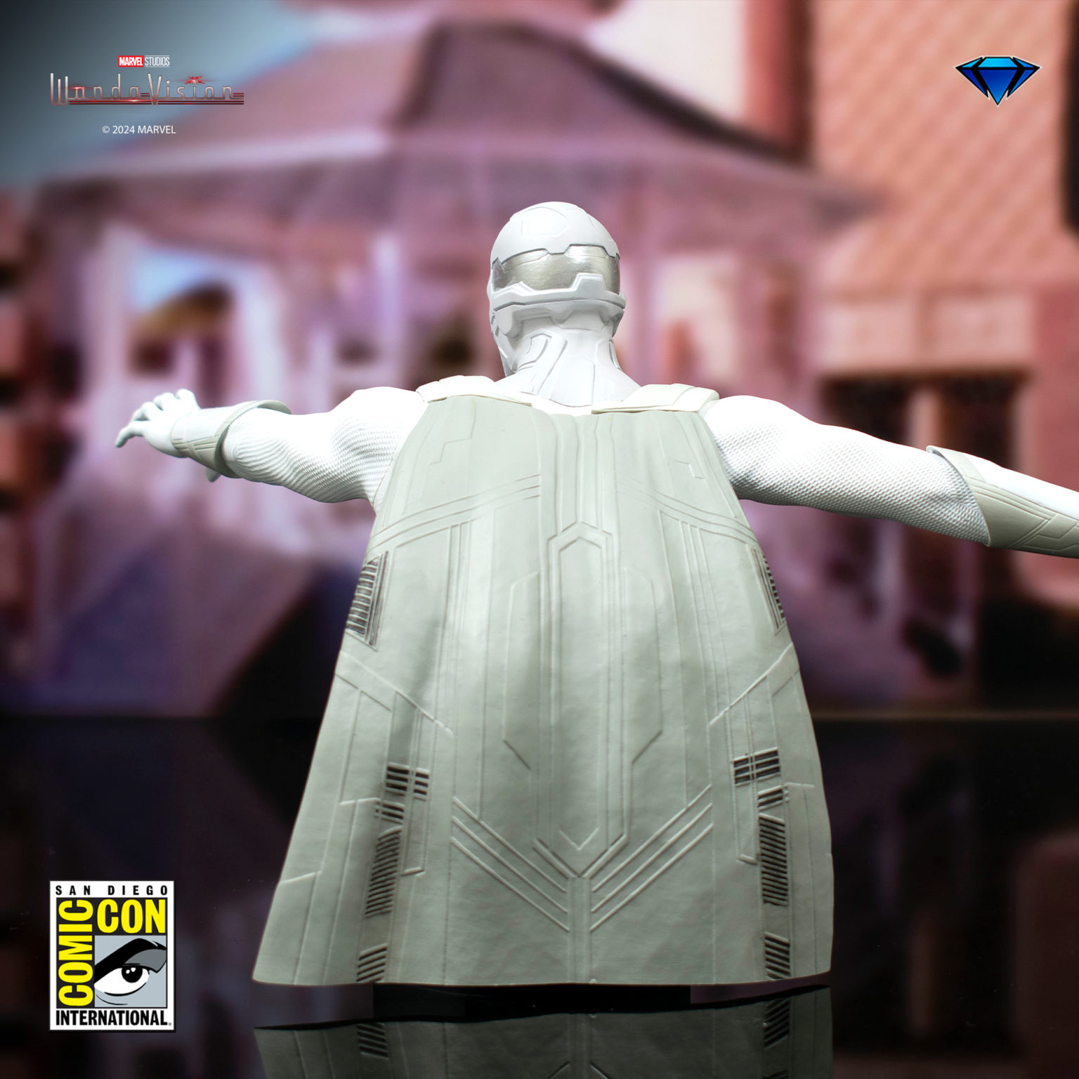 Diamond PREVIEWS, Diamond Select Toys, & Gentle Giant LTD San Diego ...